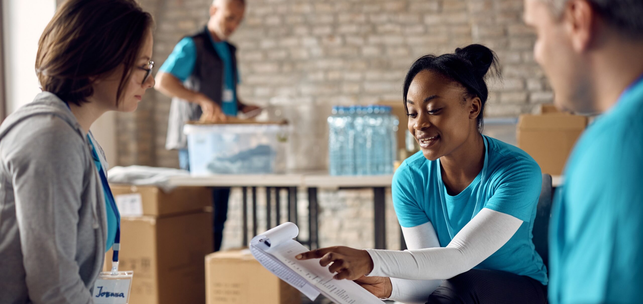 Top 7 CSR and Employee Volunteering Trends & Challenges - Realized Worth